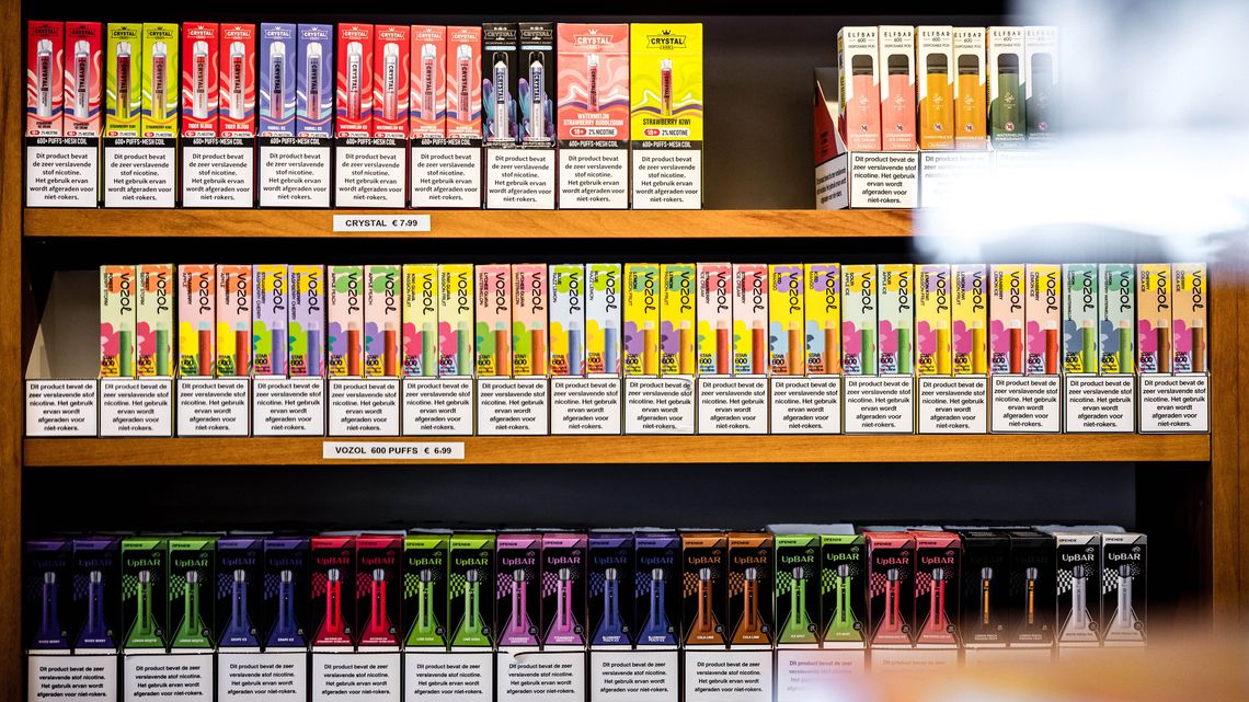 Ondanks verbod nog steeds vapes met een smaakje te koop - Radar - het consumentenprogramma van ...