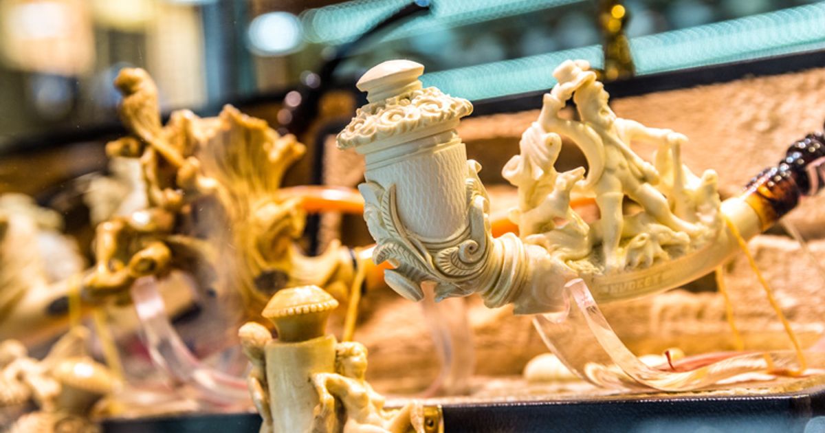 Ondanks verbod nog steeds veel illegaal ivoor te koop | Radar - het consumentenprogramma van ...