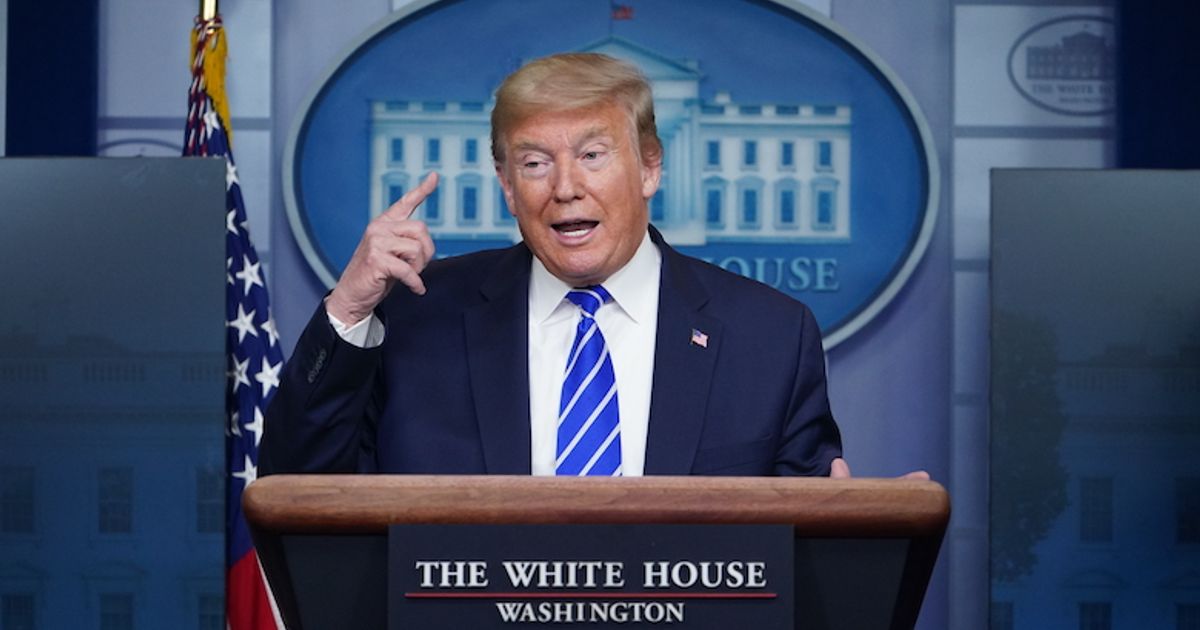 Trump: 'uv-licht en desinfectiemiddel zijn hét medicijn tegen corona ...