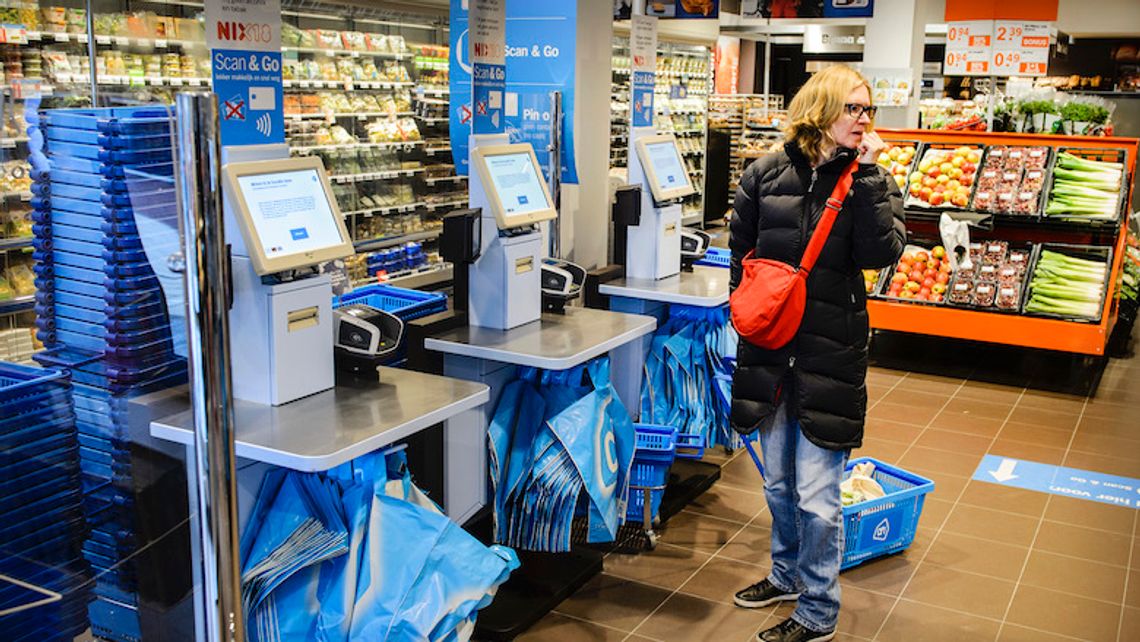 Albert Heijn: 'Eind dit jaar in alle winkels zelfscanners, maar kassa’s ...